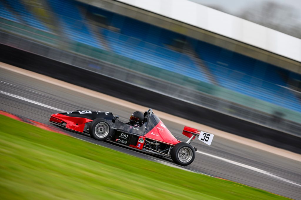 WELCOME TO THE 2023 SWALLOW HILL HOMES F1000 CHAMPIONSHIP The UK's ...