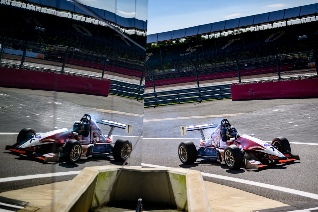 WELCOME TO THE 2023 SWALLOW HILL HOMES F1000 CHAMPIONSHIP The UK's ...