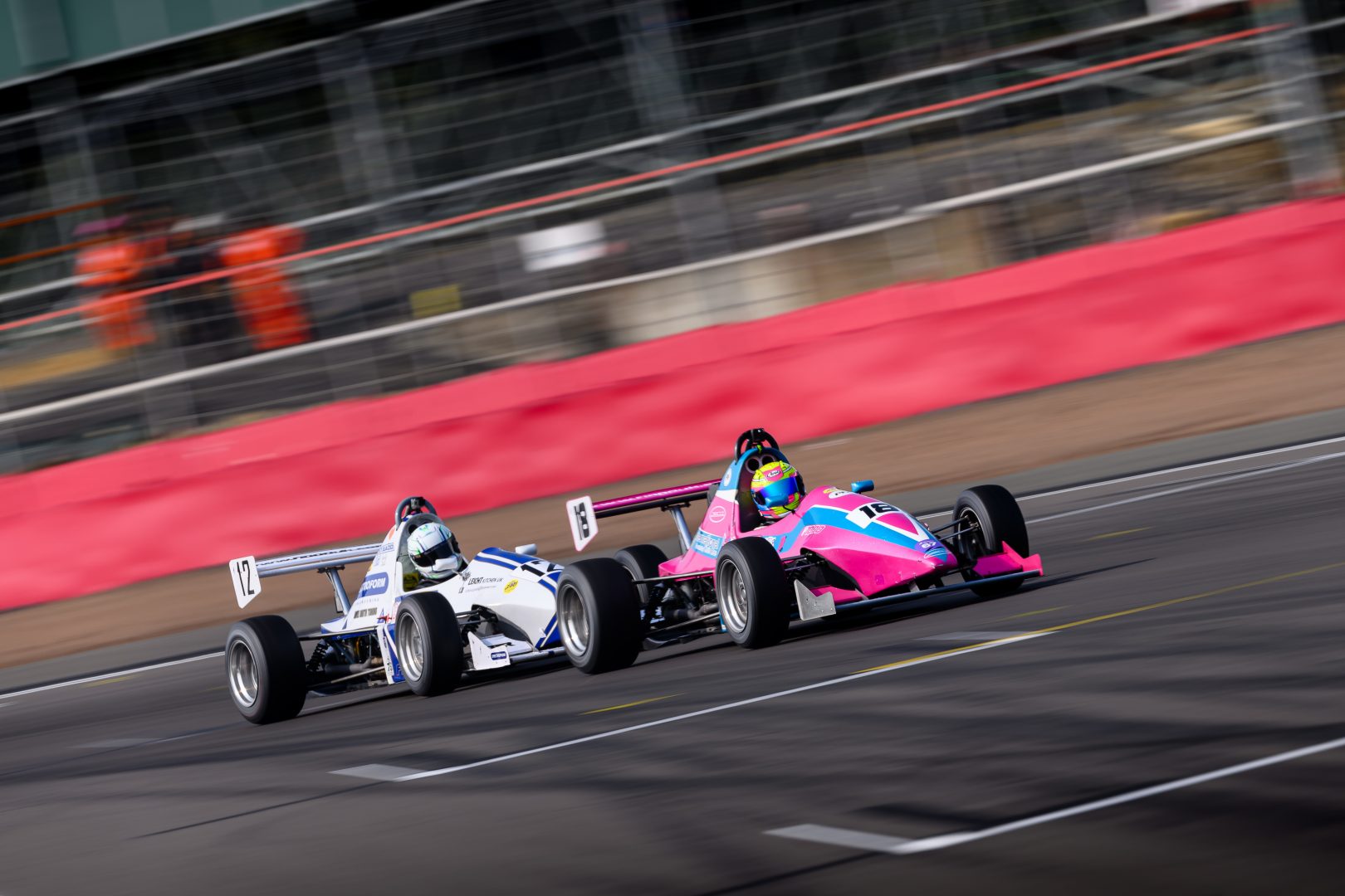 WELCOME TO THE 2025 F1000 CHAMPIONSHIP The UK's Premier Motorcycle ...
